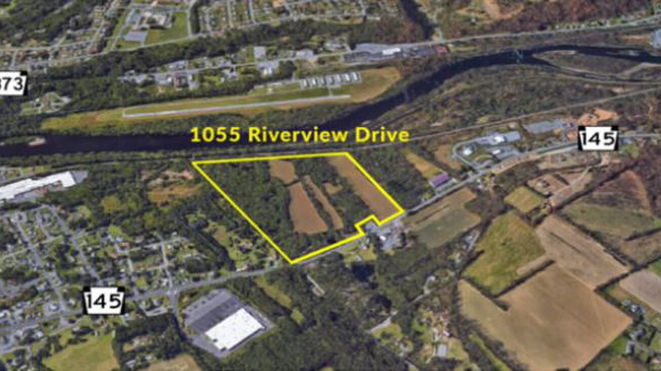 1055 Riverview Dr, Walnutport, PA 18088 | Crexi.com