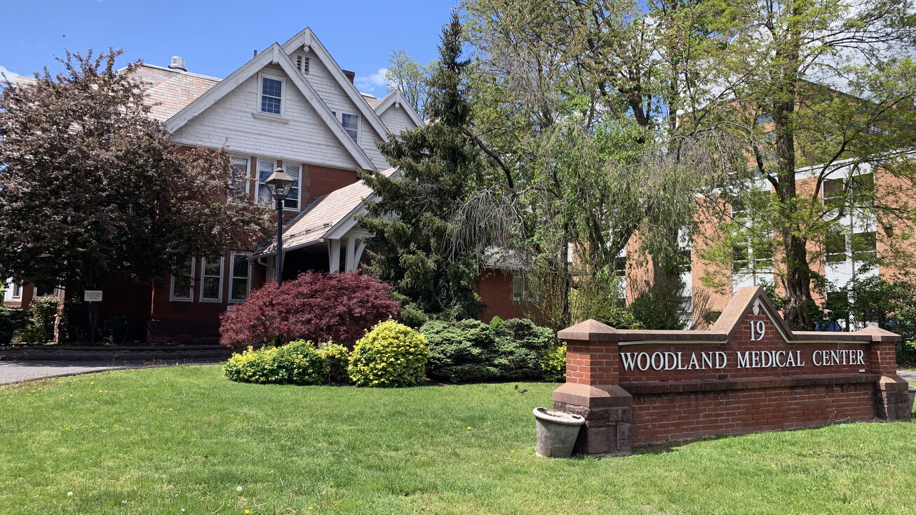 19 Woodland St, Hartford, CT 06105 | Crexi.com