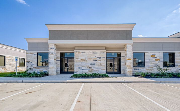 3129 Kingsley Dr, Pearland, TX 77584 | Crexi.com