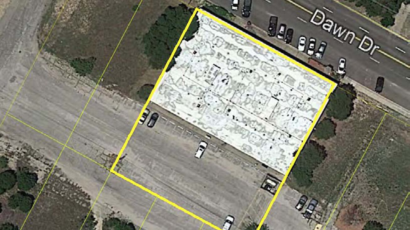 20811 Dawn Dr, Lago Vista, TX 78645 | Crexi.com