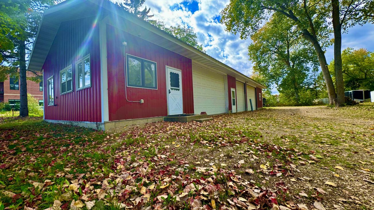 112 N Madison St, Waunakee, WI 53597 | Crexi.com