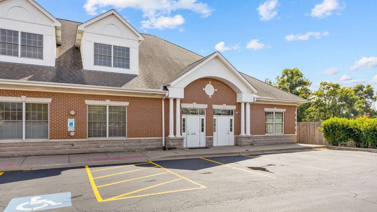 6412 Joliet Rd, Countryside, IL 60525 | Crexi.com