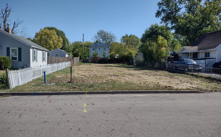 1862 WILBUR AVE Fairborn OH 45324 APN: A02000200160028700 | Crexi.com