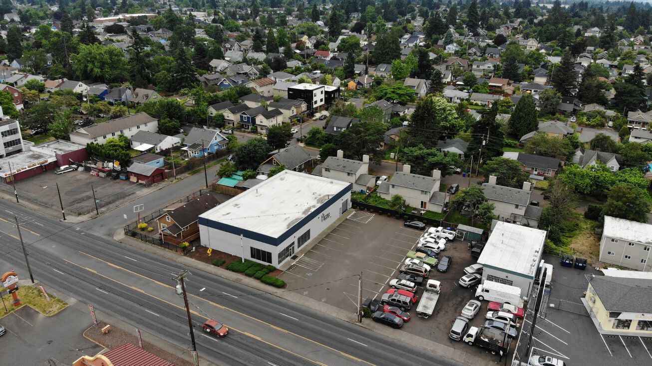 1015-1033 NE 82nd Ave, Portland, OR 97220 | Crexi.com