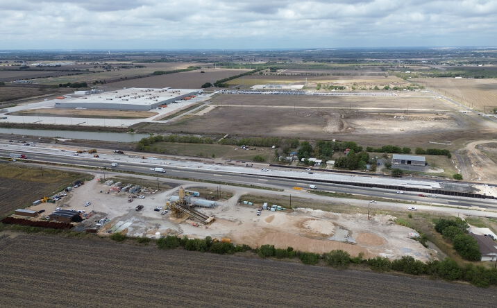 10833 I-10 Marion TX 78124-6506 APN: 2G0134-0000-07100-0-00 | Crexi.com