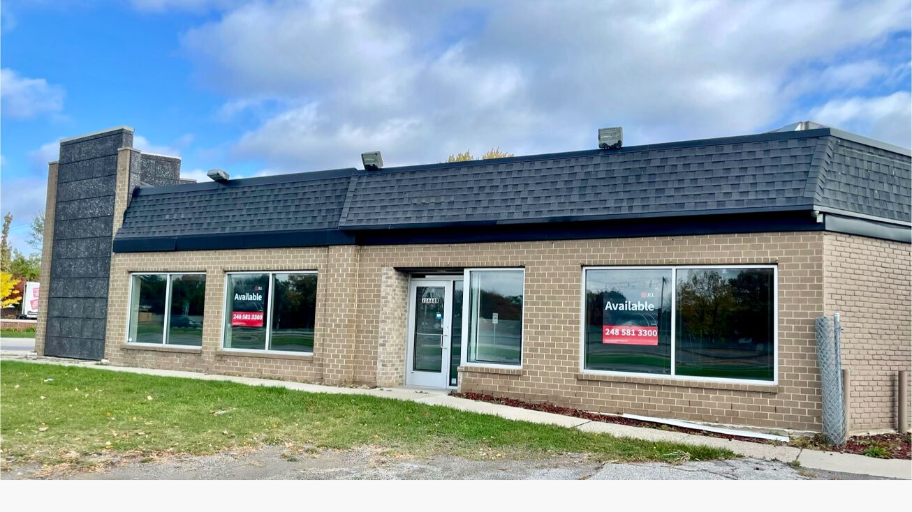 31668 Woodward Ave, Royal Oak, MI 48073 | Crexi.com