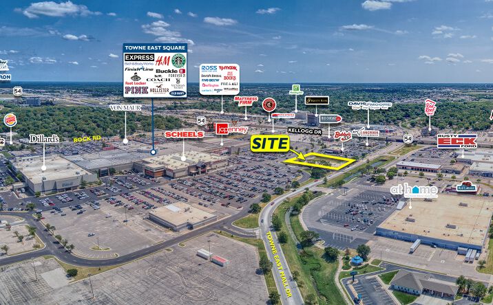 368 S Towne East Mall Dr, Wichita, KS 67207 | Crexi.com