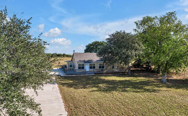 2413 Co Rd 408, El Campo, TX 78006 | Crexi.com