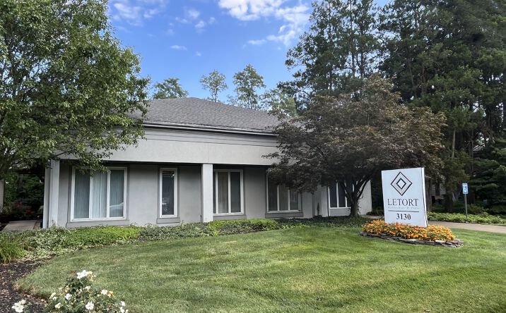 3130 MORNINGSIDE DR Camp Hill PA 17011-5820 APN: 13-23-0551-028 | Crexi.com