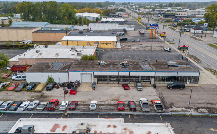 2330 S Dort Hwy, Flint, MI 48507 | Crexi.com