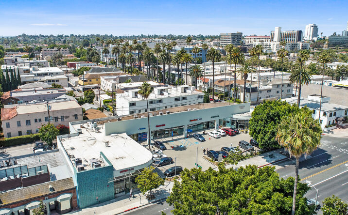 9158 W OLYMPIC BLVD Beverly Hills CA 90212-3540 APN: 4332-003-029 ...