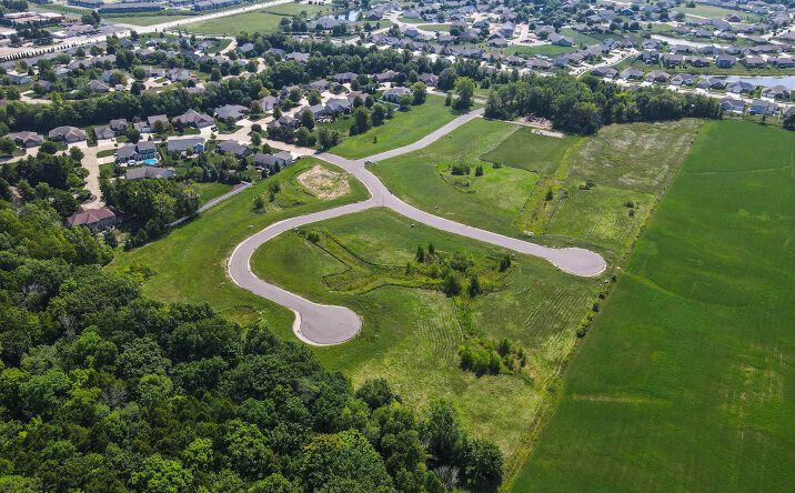 Lotus Trail, Menasha, WI 54952 | Crexi.com