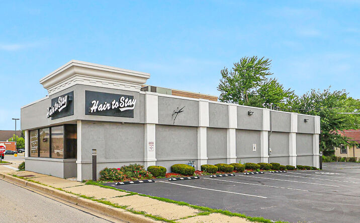 24 E SAINT CHARLES RD Villa Park IL 60181-2410 APN: 06-03-312-032 ...