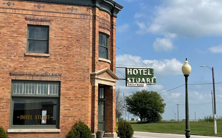 203 Front St, Stuart, IA 50250 | Crexi.com