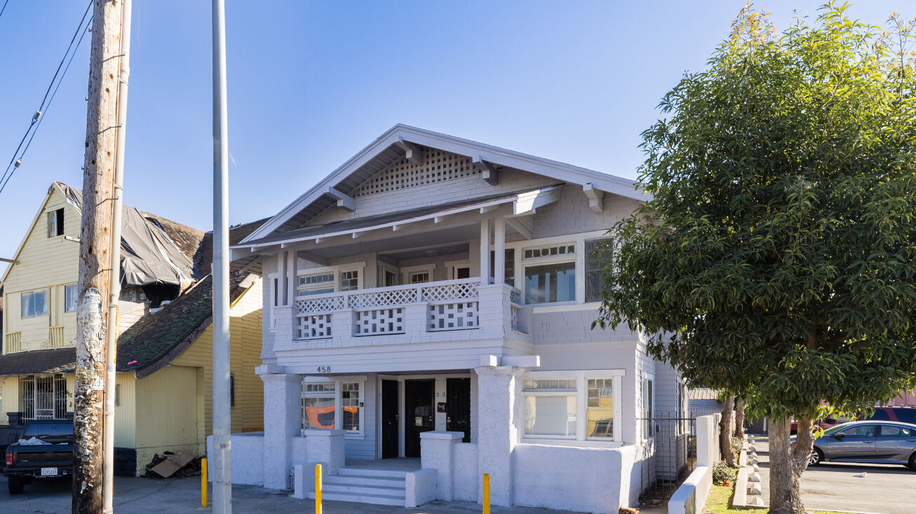 458 W Vernon Ave, Los Angeles, CA 90037 | Crexi.com