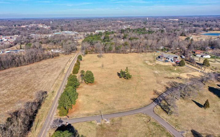 Old McKenzie Rd, McKenzie, TN 38201 | Crexi.com
