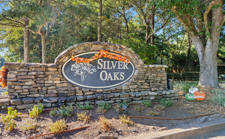 5830 HUNTING MEADOWS DR Crestview FL 32536-4321 APN: 32-4N-23-2233-000A ...