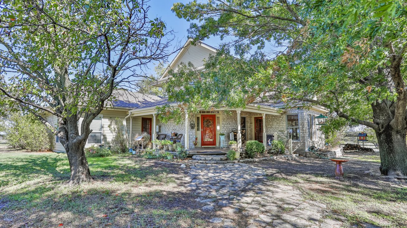 5256 Co Rd 336, Valley View, TX 76272 | Crexi.com