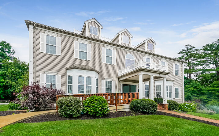 100 SCHOOSETT ST #2B Pembroke MA 02359-1875 APN: PEMB M:D14 P:7-2B ...