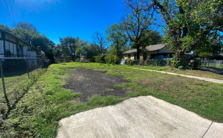 2134 Hays St, San Antonio, TX 78202 | Crexi.com