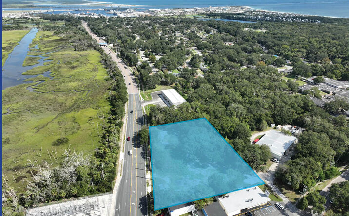 2989 MAYPORT RD Jacksonville FL 32233 APN: 168937 0000 | Crexi.com