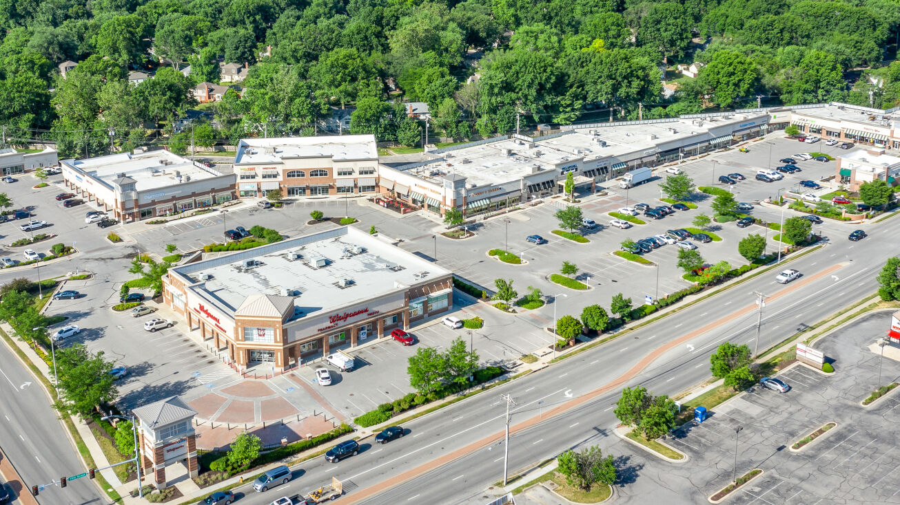 8771 W 95th St, Overland Park, KS 66212 | Crexi.com