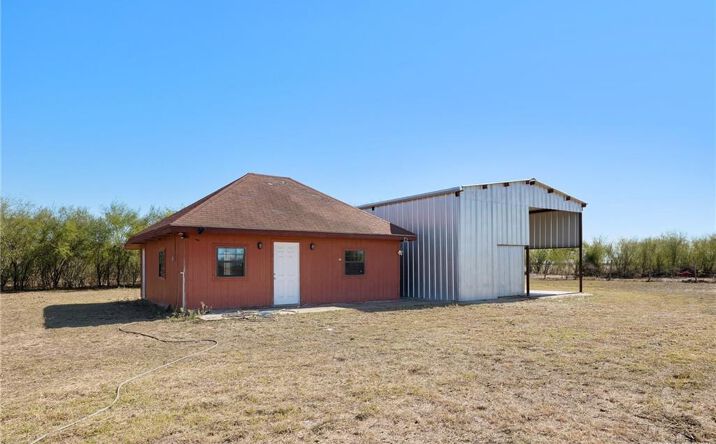 25930 N FM 2058 Mccook TX 78541 | Crexi.com
