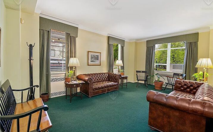 30 Central Park South, New York, NY, USA, New York, NY 10019 | Crexi.com