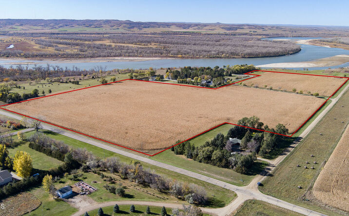 10650 DESERT RD Bismarck ND 58504-4237 APN: 51-137-80-00-14-810 | Crexi.com