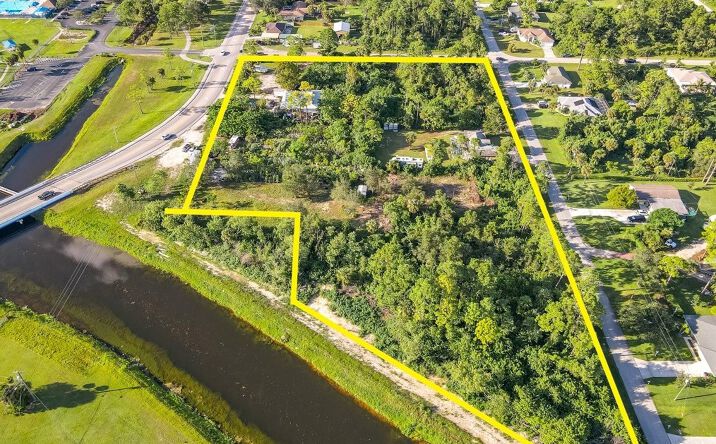 416 Williams Ave, Lehigh Acres, FL 33972 | Crexi.com