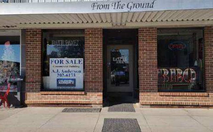 200 N Main Street, Leon, IA 50144 | Crexi.com