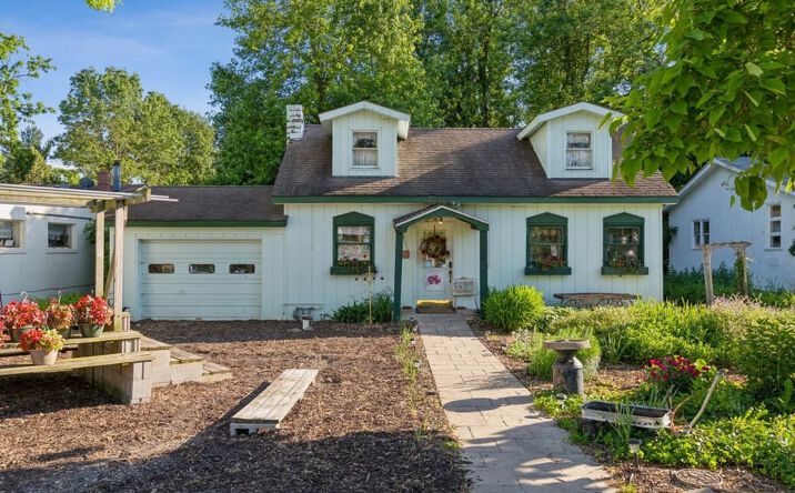 8505 Ridgefield Rd, Crystal Lake, IL 60012 | Crexi.com