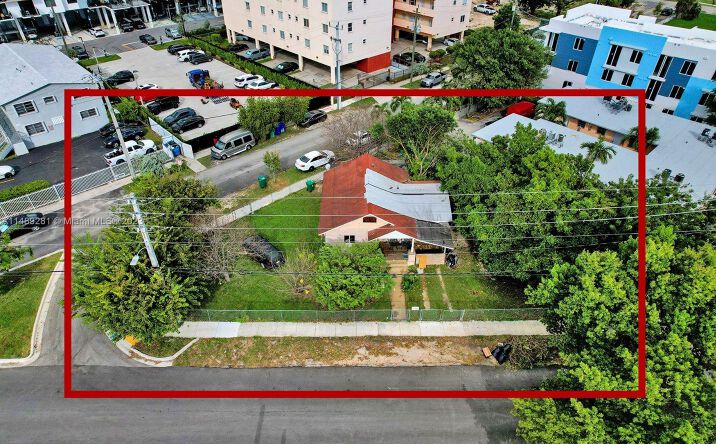 1745 NW 15th St Rd, Miami, FL 33125 | Crexi.com