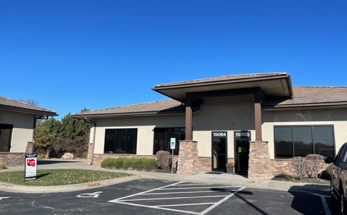 8101 W 135th St, Overland Park, KS 66223 | Crexi.com