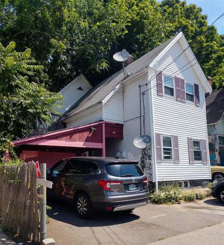 426 Manchester St, Manchester, NH 03103 | Crexi.com