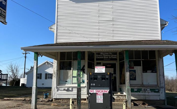 7 MAIN ST E Sparta OH 43350-2504 APN: N36-001-00-249-02 | Crexi.com