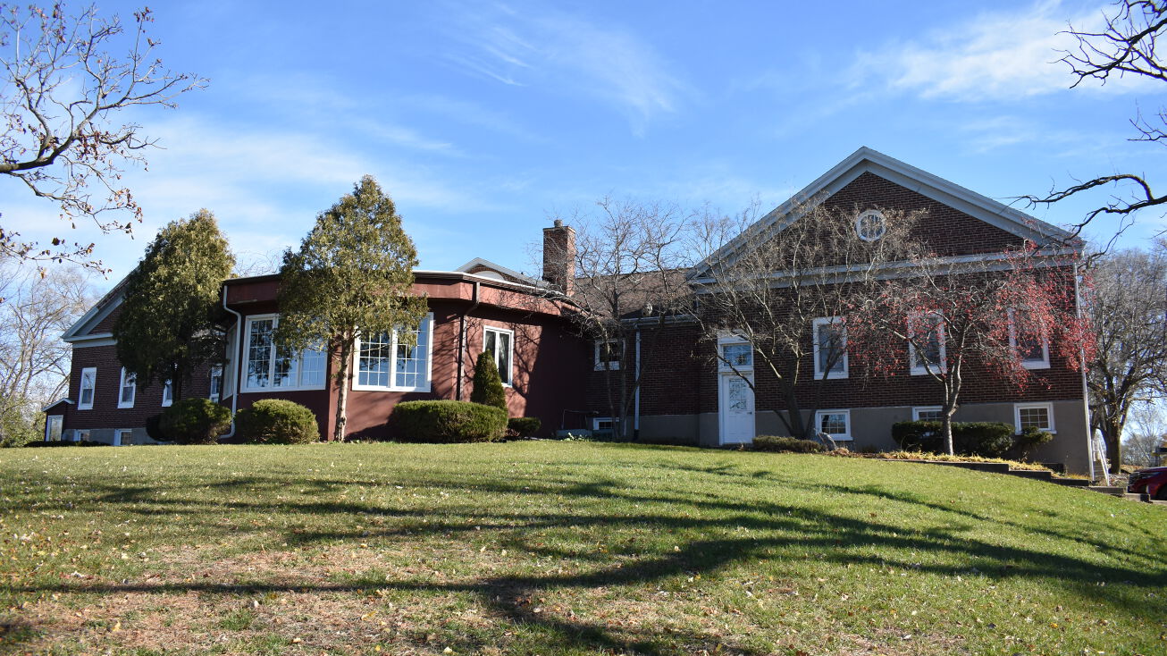 3005 S Riverside Dr, Beloit, WI 53511 | Crexi.com