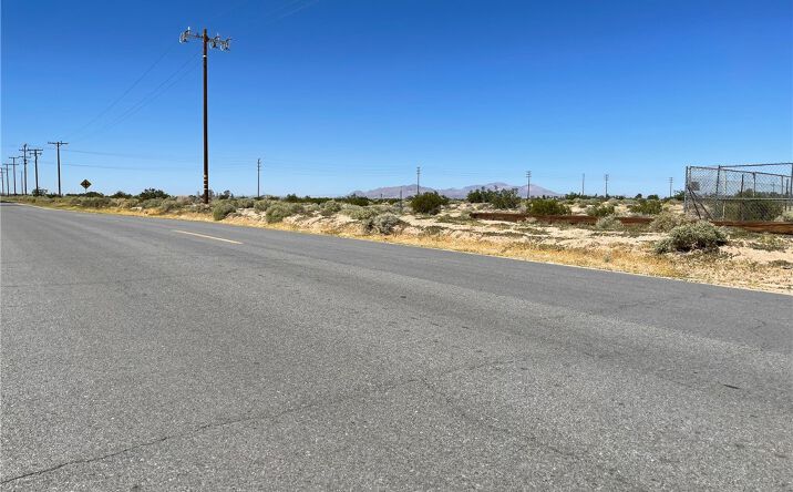 30801 Fort Cady Rd, Newberry Springs, CA 92365 | Crexi.com