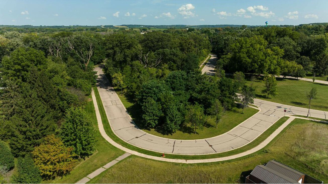 L9 Stonehaven, Green Lake, WI 54941 | Crexi.com