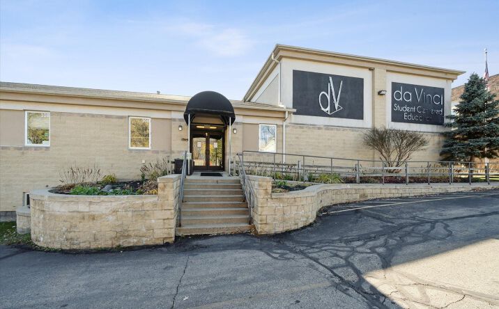 2020 Bondsteel Dr, Jackson, MI 49202 | Crexi.com