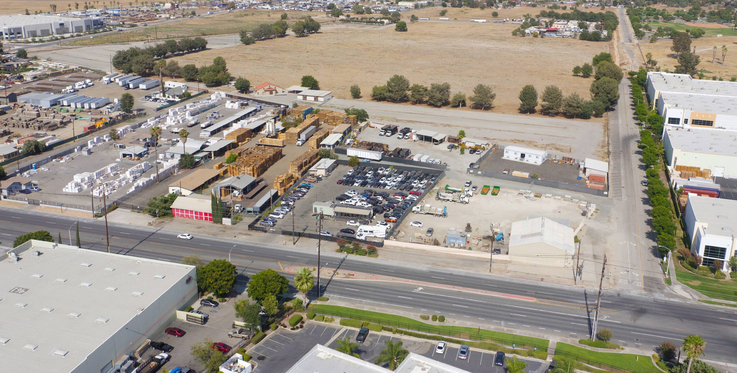 400-424 MAIN ST Riverside CA 92501 | Crexi.com