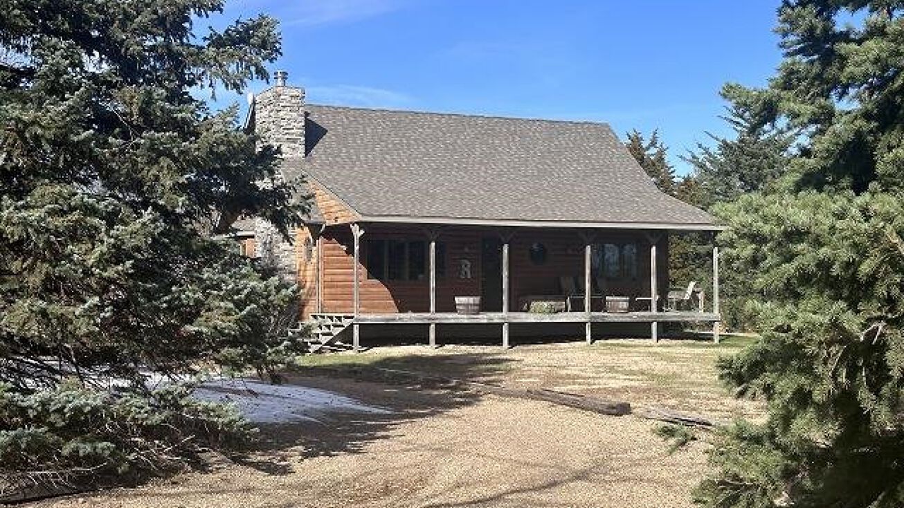 806 N Carberry St, Atkinson, NE 68713 | Crexi.com