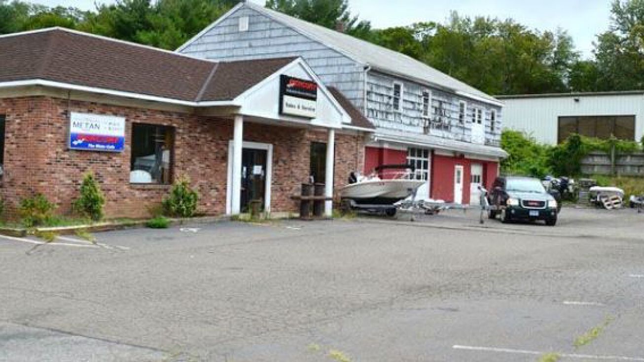 139 West Main Street, Branford, CT 06405 | Crexi.com