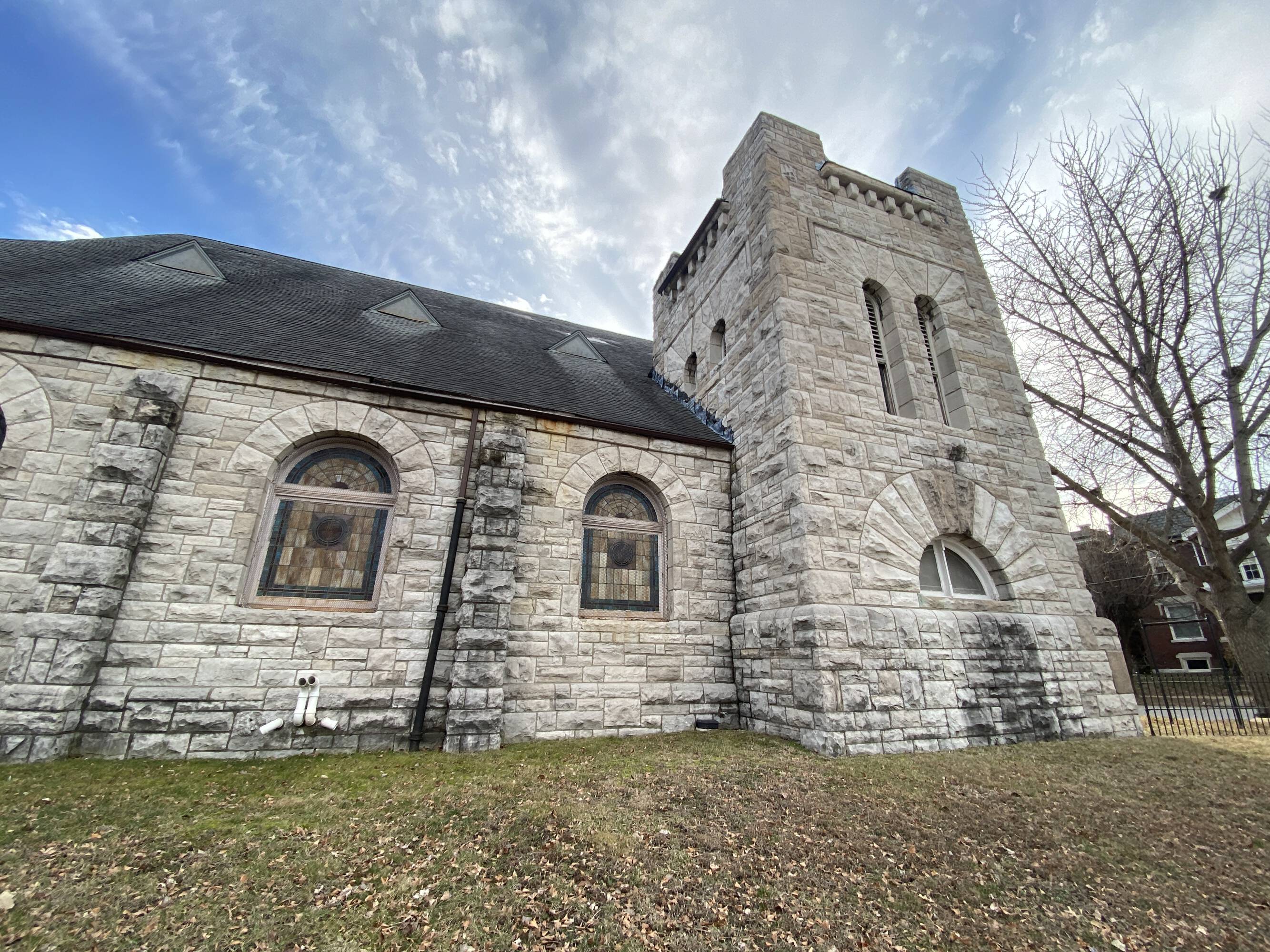 1040 S TAYLOR AVE St. Louis MO 63110 | Crexi.com