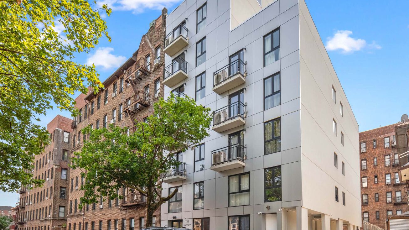 37-32 89th St, Queens, NY 11372 | Crexi.com