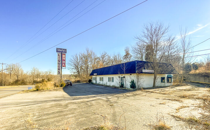 7015 FLAHERTY RD Vine Grove KY 40175-6108 APN: 170-00-00-167 | Crexi.com