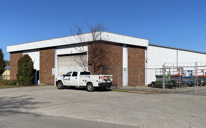 900 PROGRESS BLVD New Albany IN 47150 APN: 22-05-01-500-171.000-008 ...