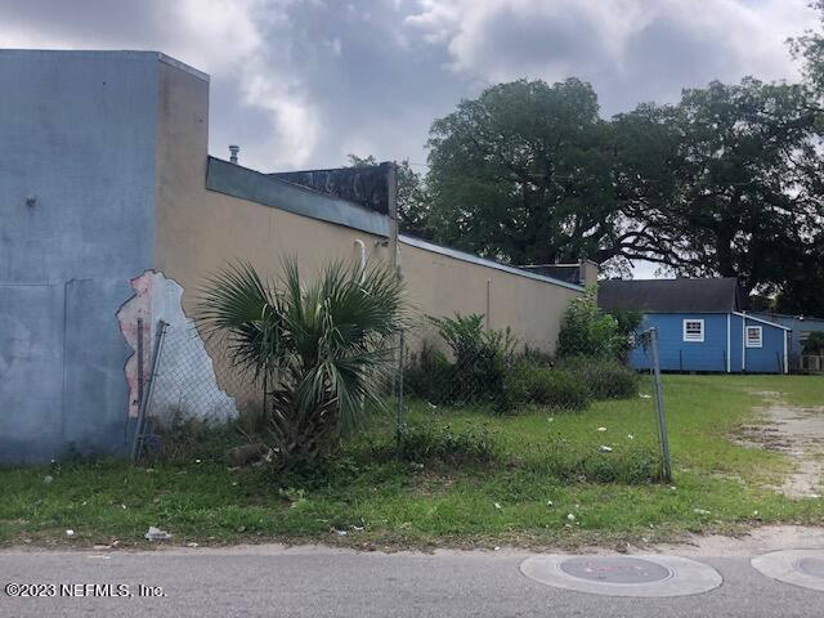 1492 KINGS Road, Jacksonville, FL 32209 | Crexi.com