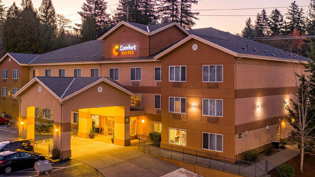 11340 SW 60th Ave, Portland, OR 97219 | Crexi.com