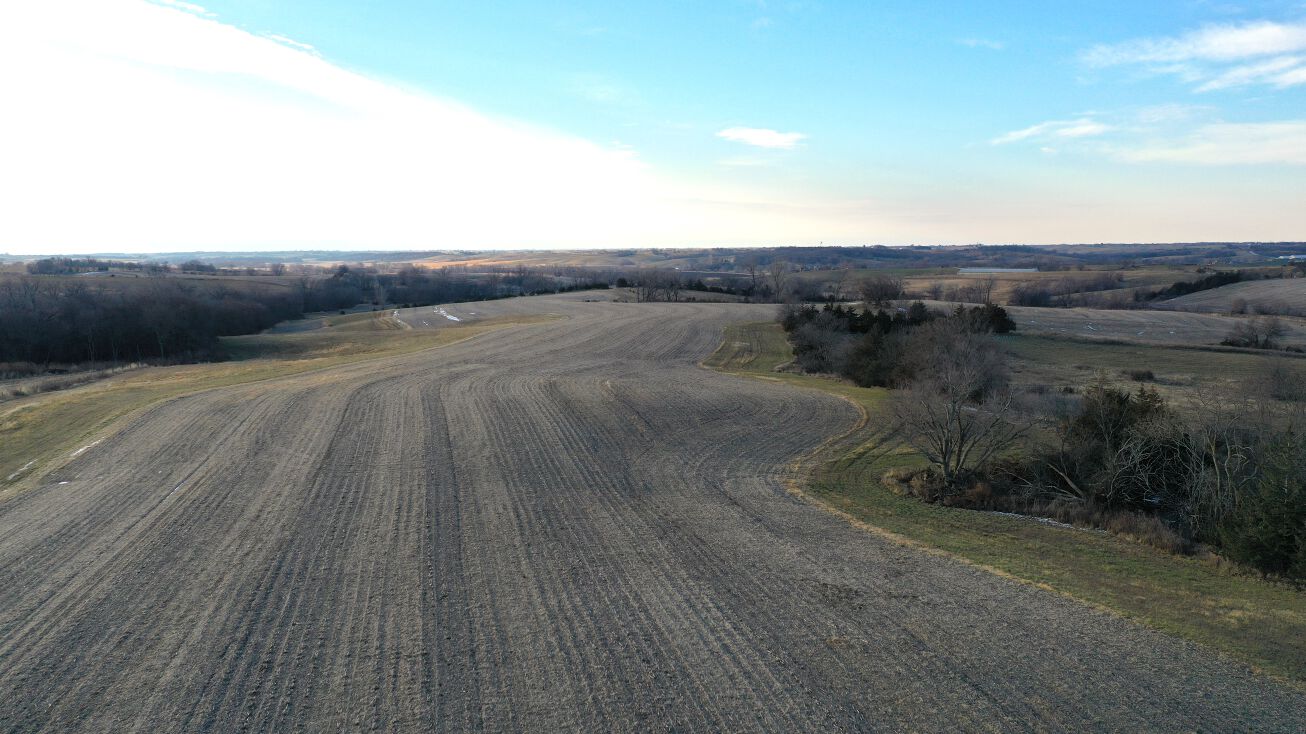 Elmwood Avenue & 330th Street, Macksburg, IA 50155 | Crexi.com